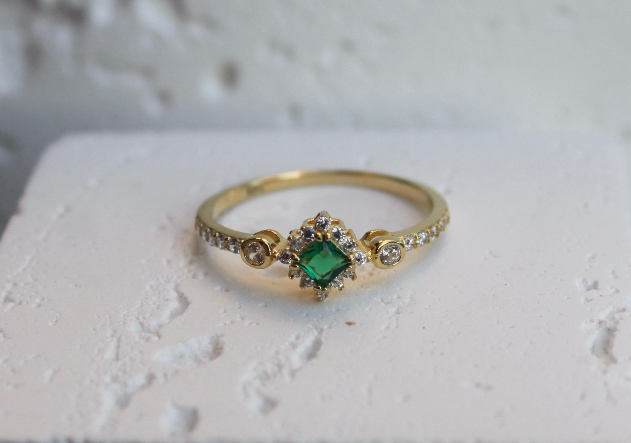 KIRBY ring – Sia & Soul